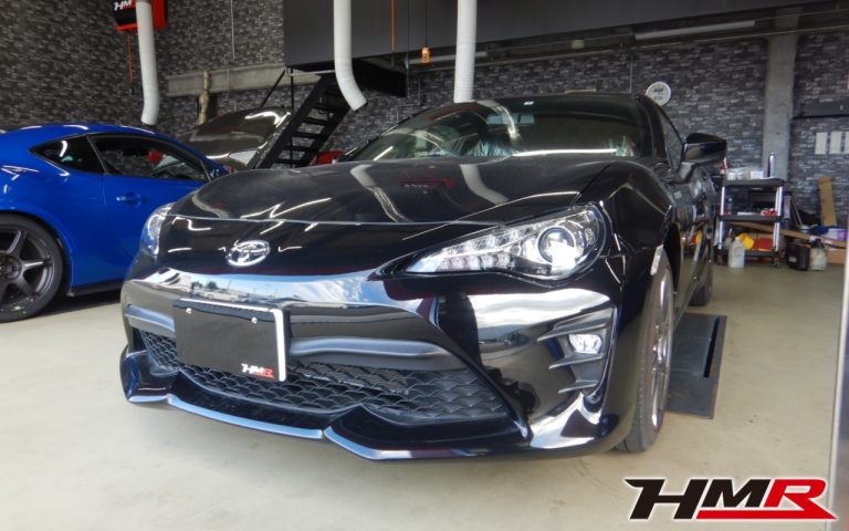 オプションbrembo SACHS装備のトヨタ86（ZN6）2.0 GTの納車納車前点検整備を行いました|HMR