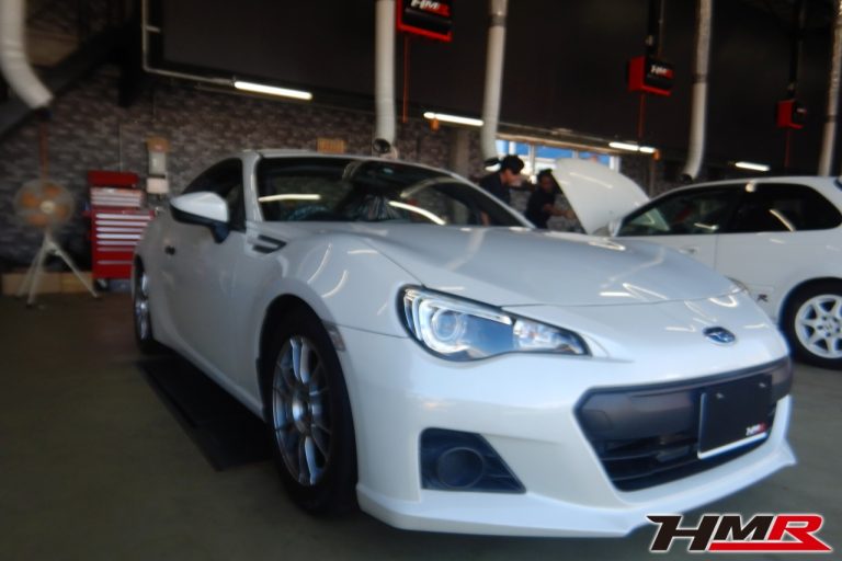 TRD車高調 純正6点式ロールゲージ装備のスバル BRZ2.0 RA レーシング(ZC6)の納車前点検整備を行いました|HMR