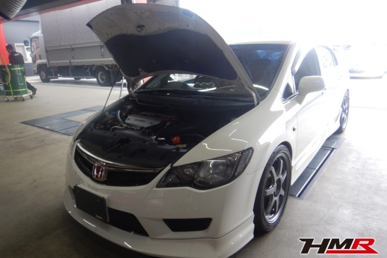 無限18インチアルミ フロントスポイラー装着のシビックタイプR(FD2)の納車前点検整備を行いました。|HMR