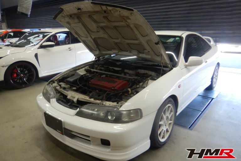 チャンピオンシップホワイトのインテグラタイプR(DC2)の納車前点検整備を行いました|HMR